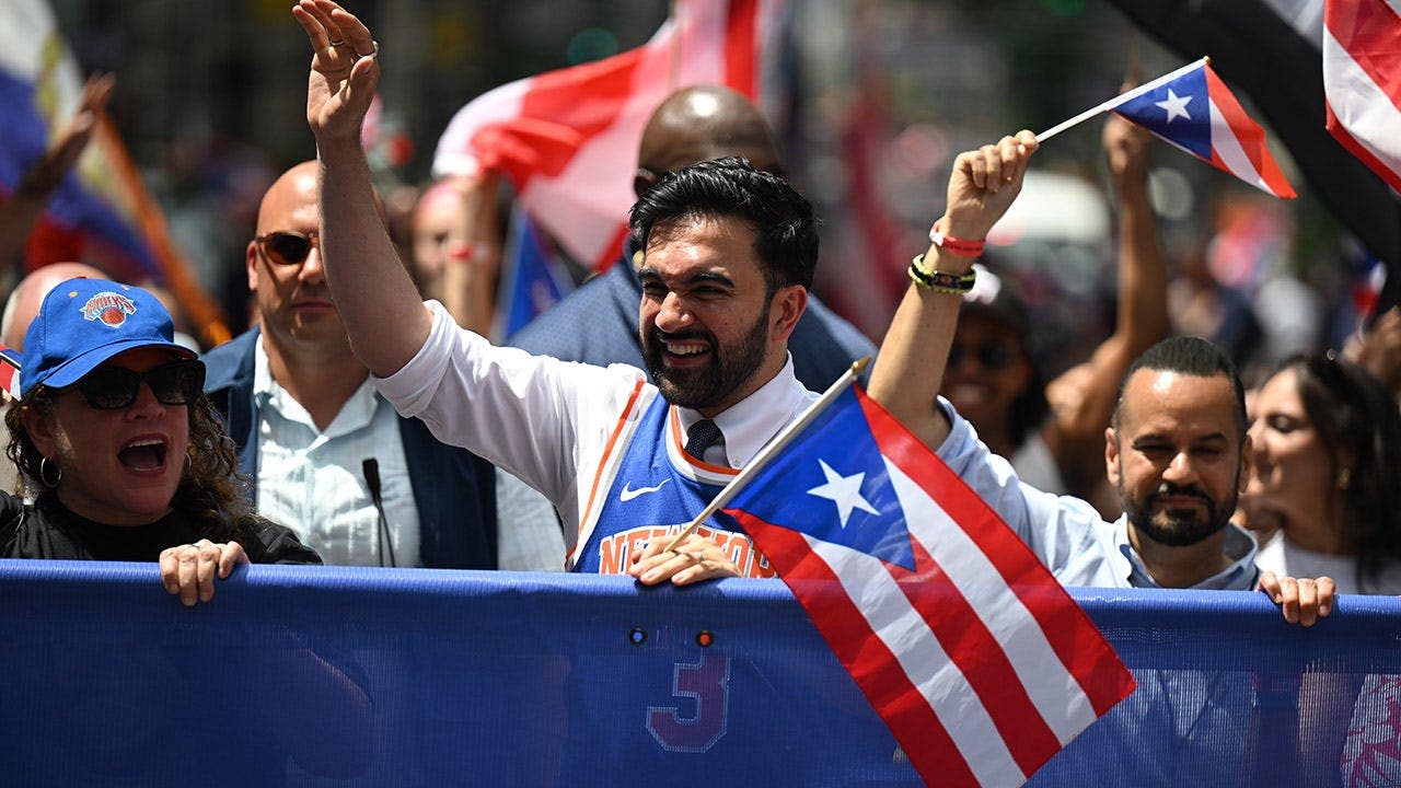 Mamdani parties with Knicks champion Jose Alvarado on Puerto Rican Day ...