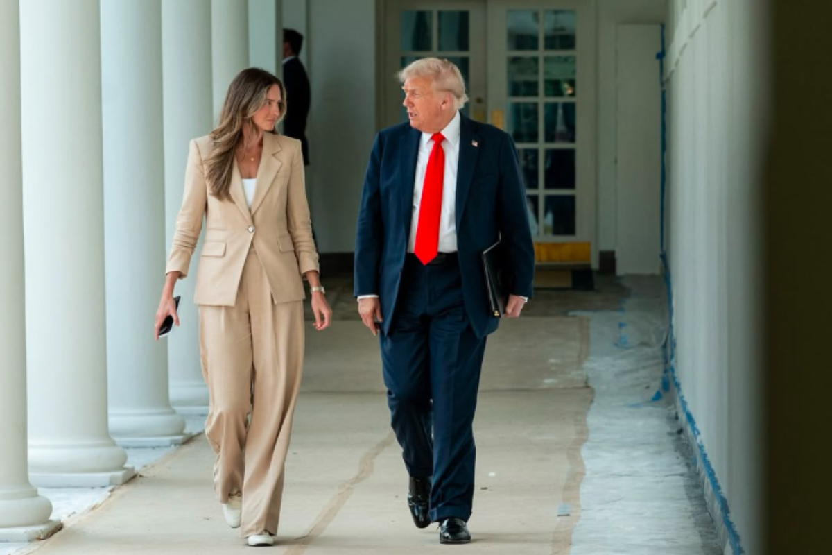 White House plunges into 'circular firing squad' over Trump concert ...