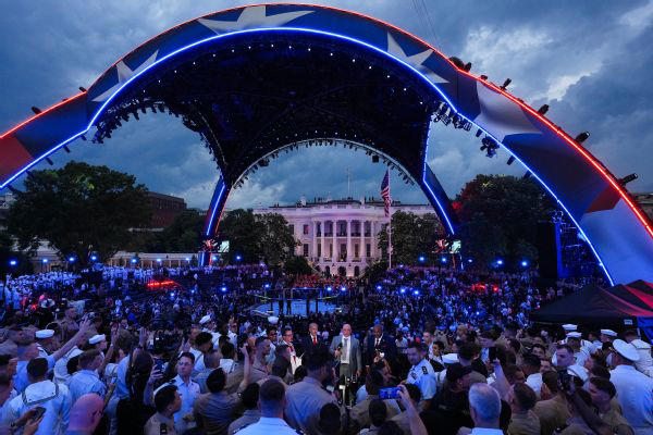 UFC Freedom 250 at White House delayed briefly by weather
