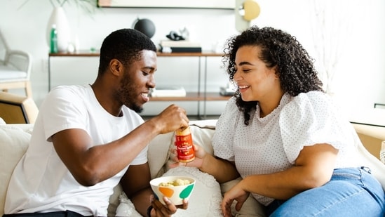Relationship experts reveal the biggest mistakes modern couples think ...
