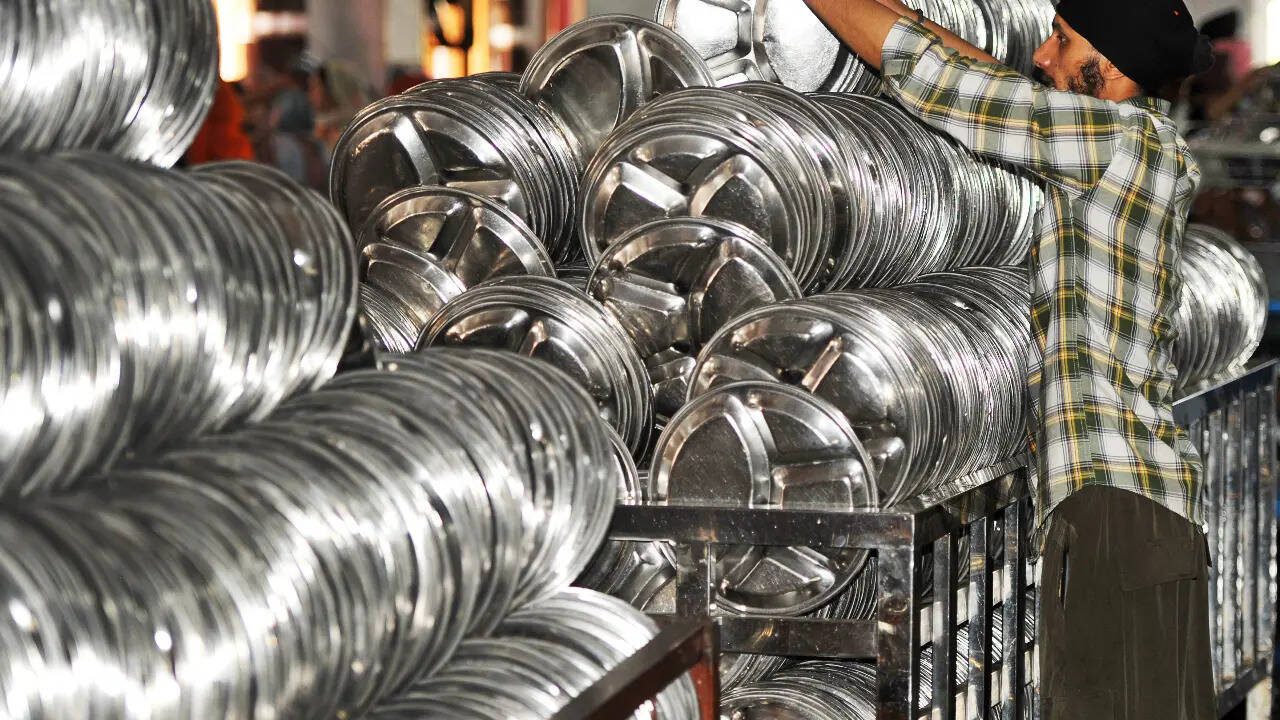 Think all steel utensils are safe? 5 must do quality checks before ...