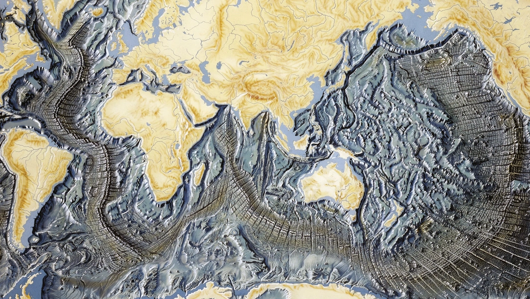 Atlantic Ocean widens at same pace as fingernail growth