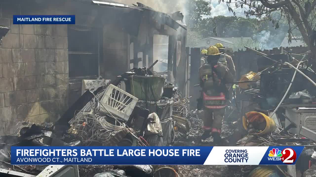 Maitland house fire sends smoke into the air after explosion in Orange ...
