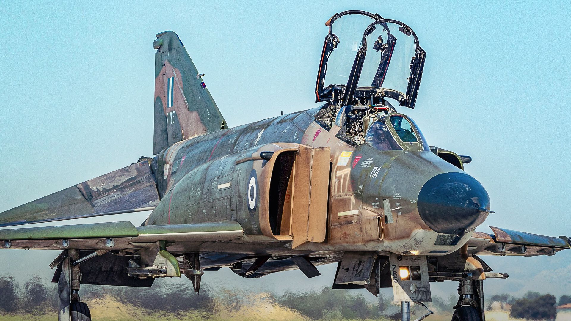The F-4 Phantom's raw power is exactly why 60 years later no modern jet ...