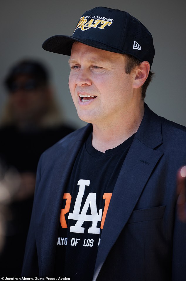 Spencer Pratt teams up with unlikely ally to take on Karen Bass over fires