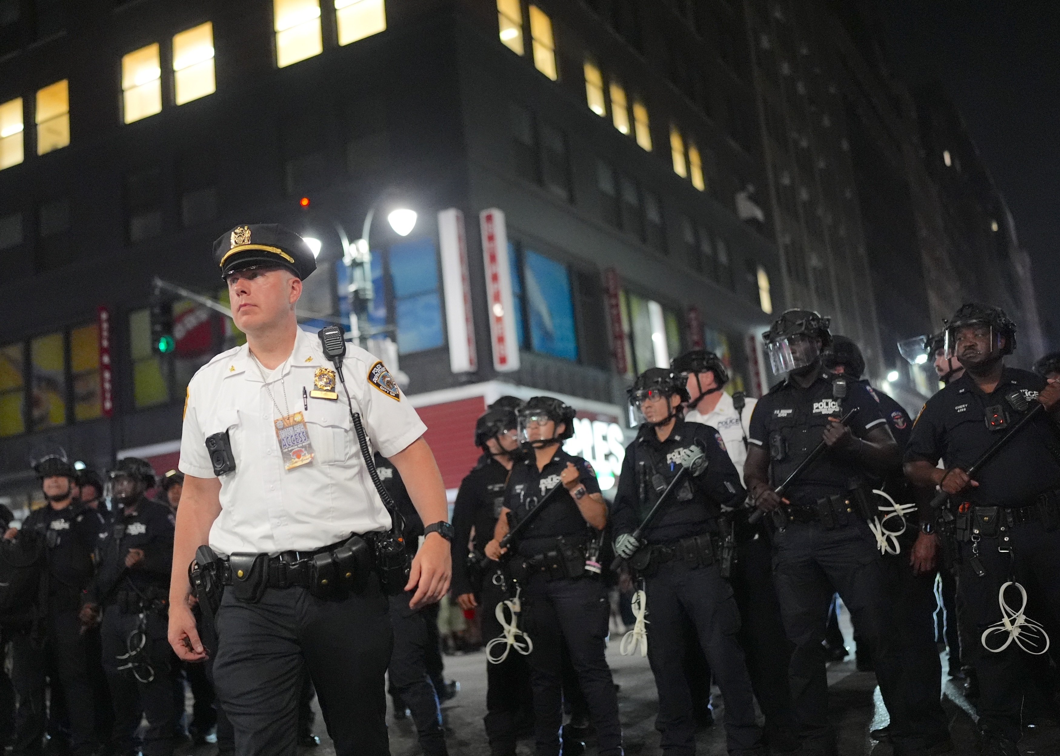 Read police commissioner's letter to NYPD officers after Knicks win