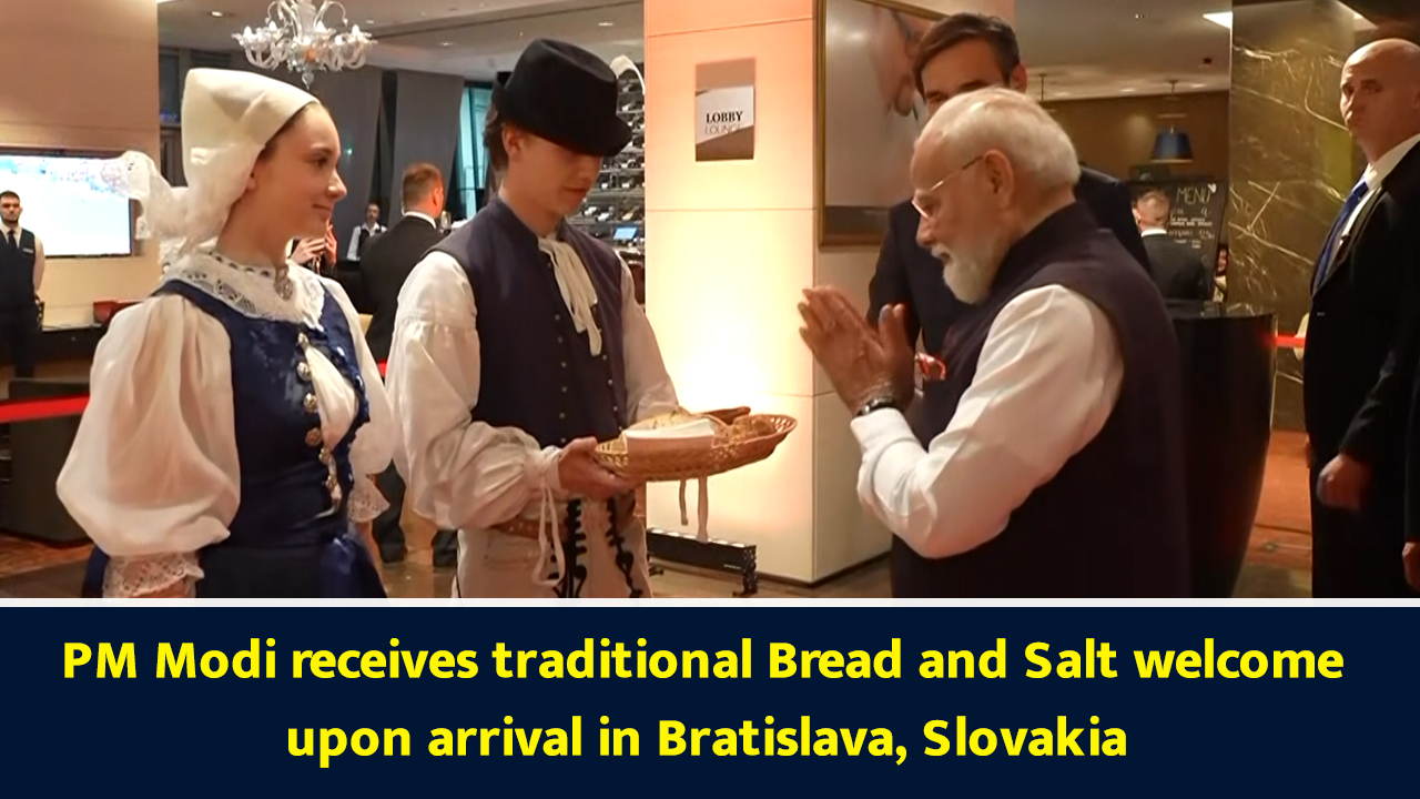 PM Modi receives traditional bread and salt welcome upon arrival in ...