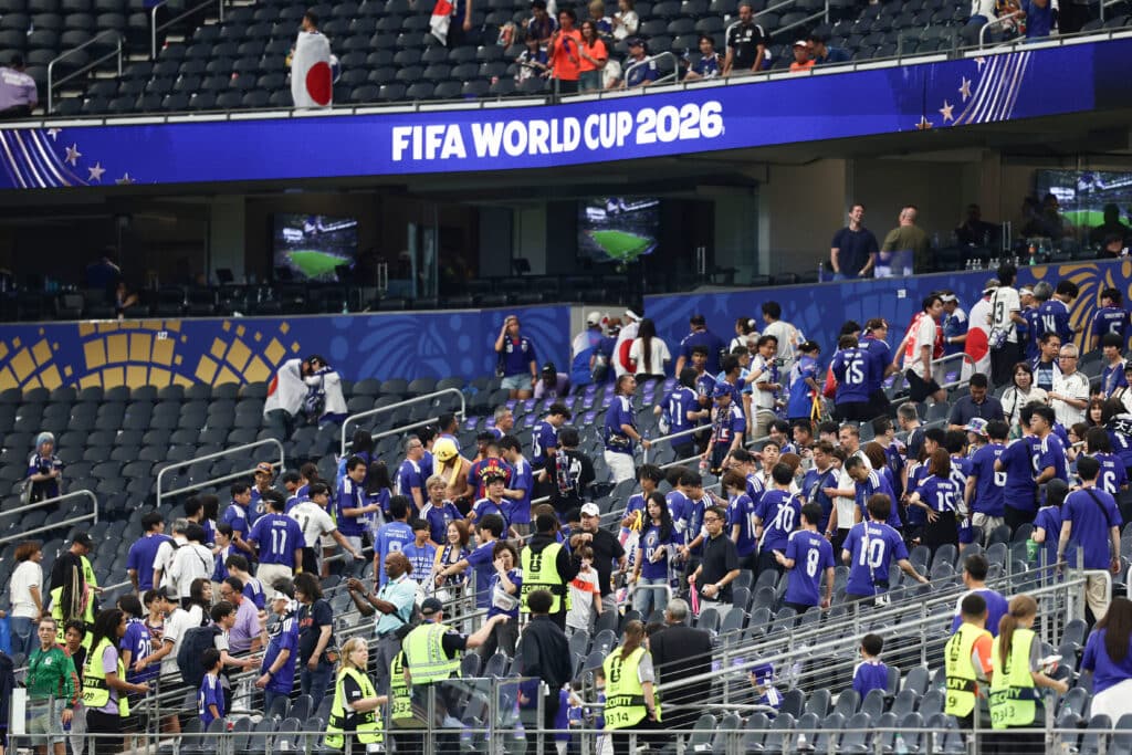 Japan fans clean up World Cup stadium: 'This is our culture'