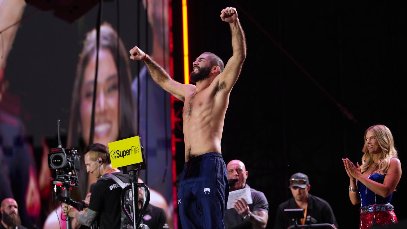 Canadian fighter defeated by US at Trump's UFC birthday
