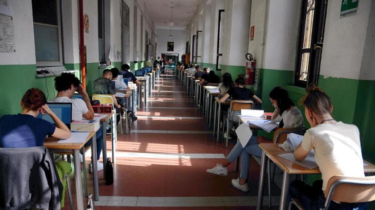 Milano, per ventimila studenti comincia la settimana della maturità