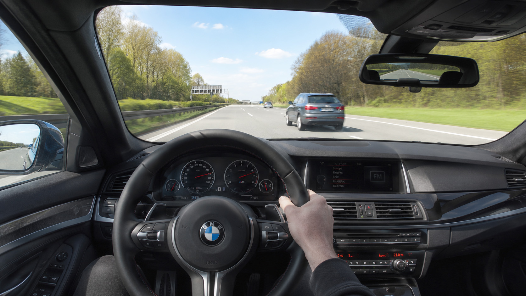 BMW M5 shows strong high-speed performance on the Autobahn