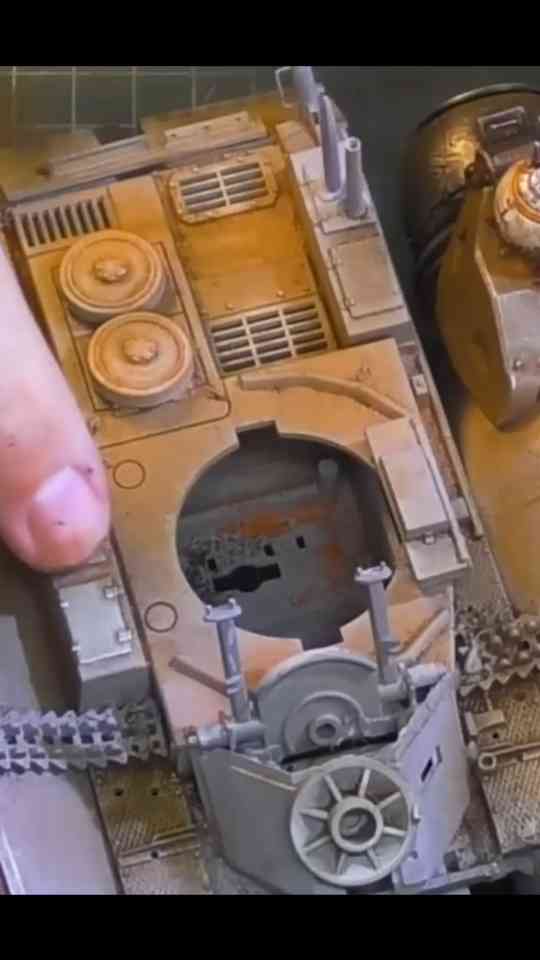 Creating a realistic rock tower diorama with scratch build methods