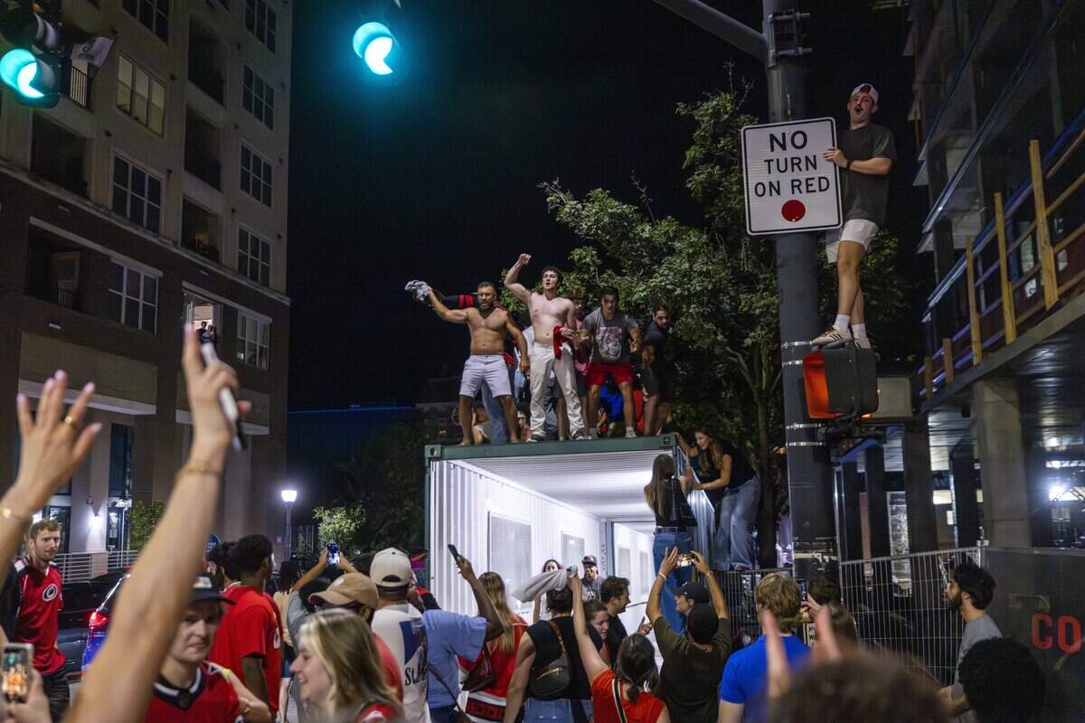 Triangle fans erupt in celebration after Carolina Hurricanes take home ...