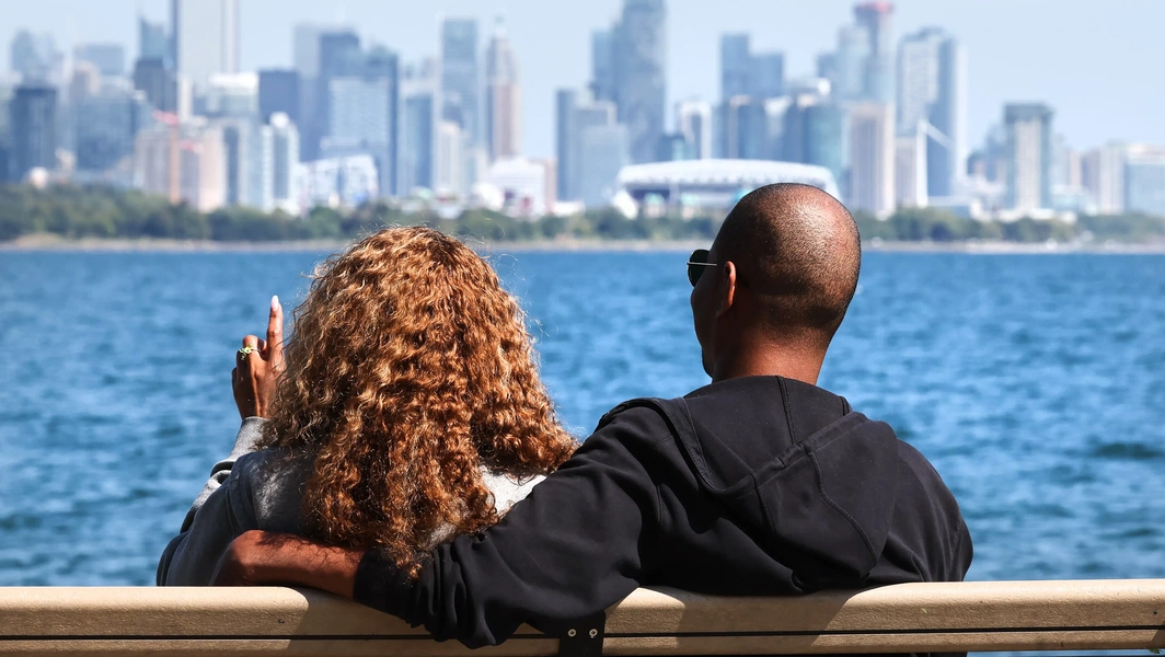 Toronto leads solo travel ranking as Melbourne named foodie hotspot