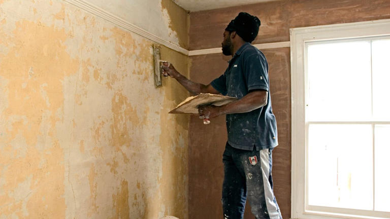 Can you ever skim over wallpaper and get a good result?