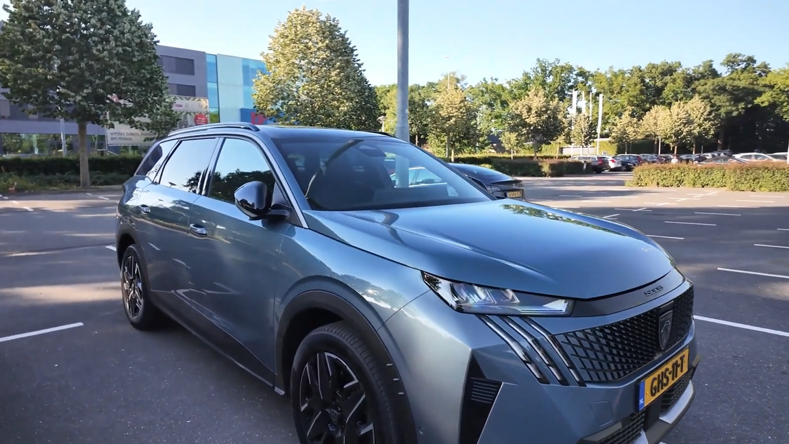 Peugeot 5008 Hybrid de ideale gezinsSUV met zeven zitplaatsen
