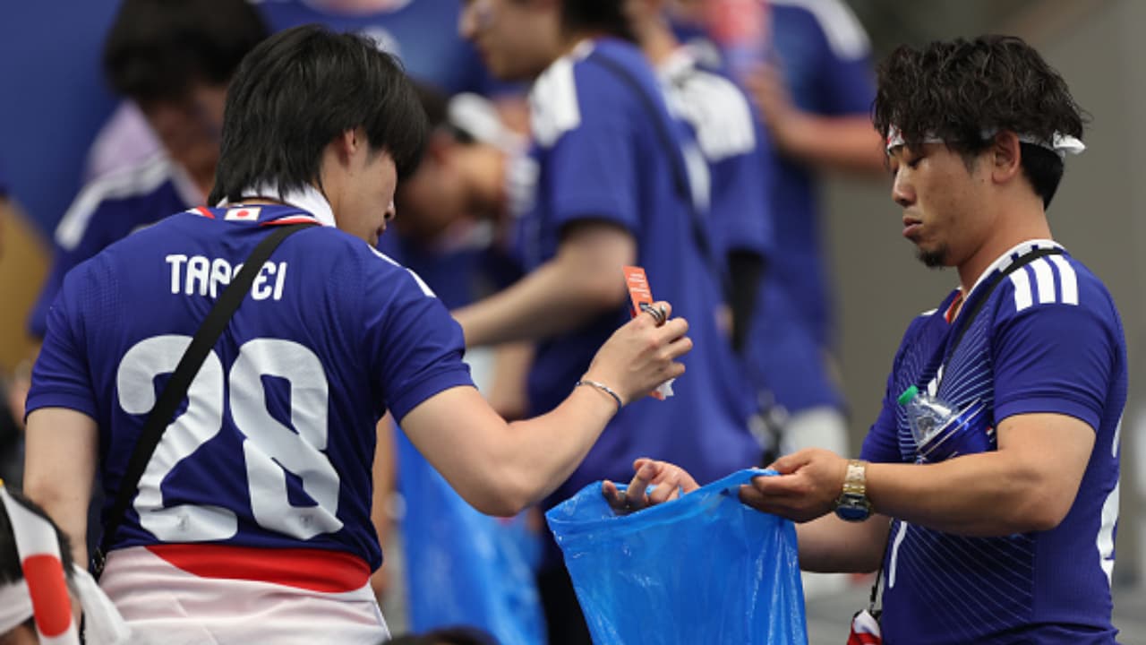 FIFA World Cup 2026: Japanese fans clean Dallas stadium before leaving ...