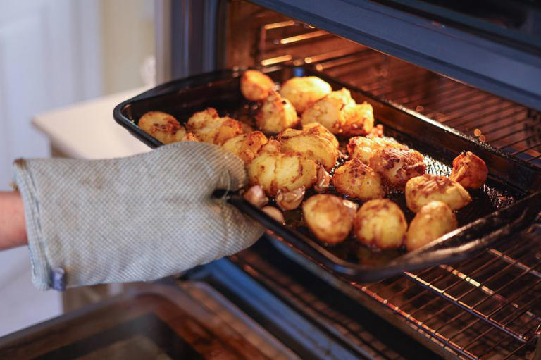Roast potatoes will be extra crispy every time with 1 easy step before ...