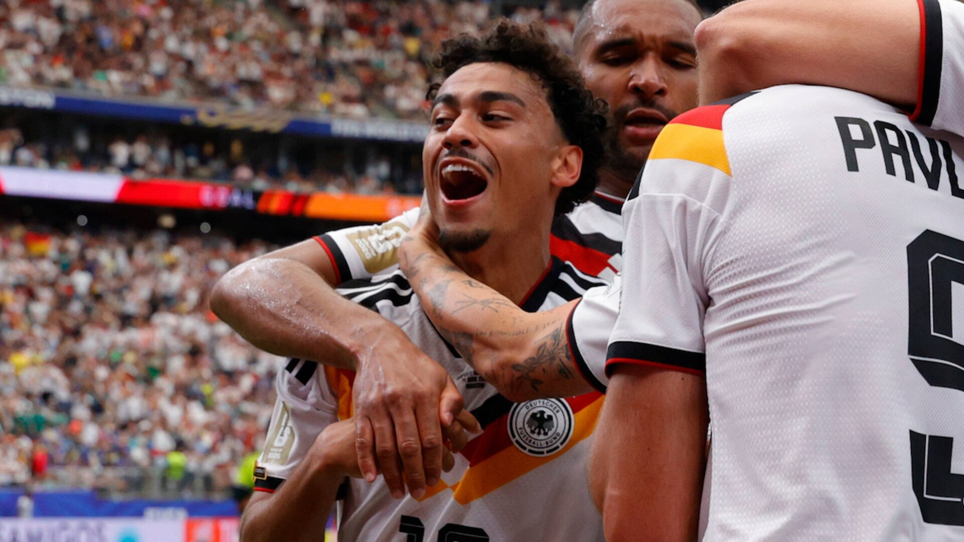 Engländer wollen Bayern-Plan mit DFB-Flitzer Nathaniel Brown hijacken