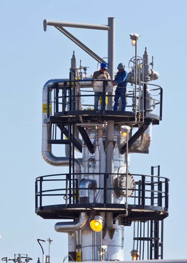 Técnicas Reunidas gana dos grandes proyectos de 'upstream' en un campo ...