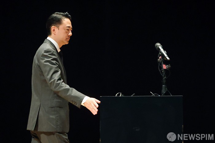 기자회견 앞둔 홍정도 중앙그룹 부회장