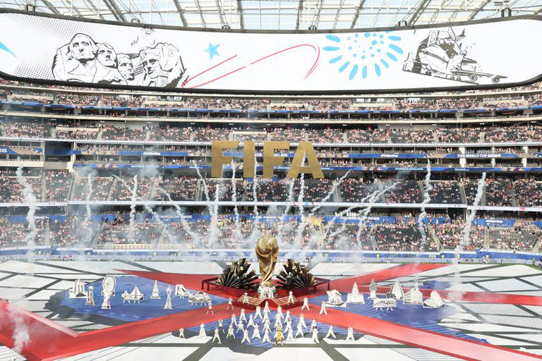Arsenal handed Emirates Stadium blueprint as Stan Kroenke's £3.7bn ...