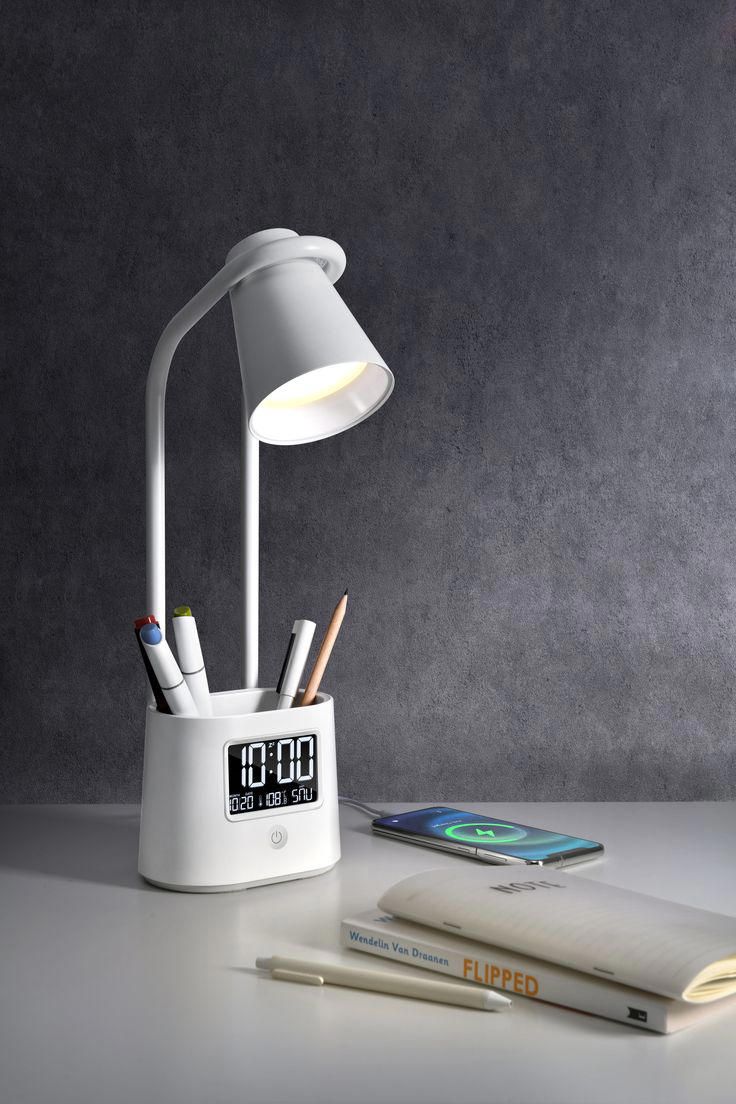 Menarik! 6 desain lampu yang cocok untuk meja belajar
