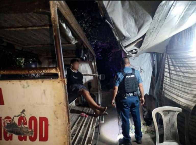 2 arrested in Bacolod for robbing teenager