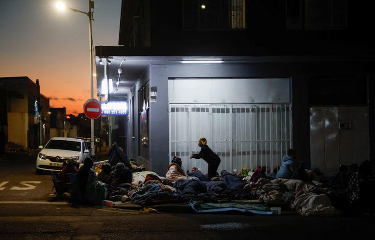 African migrants with deep roots in South Africa flee xenophobic attacks