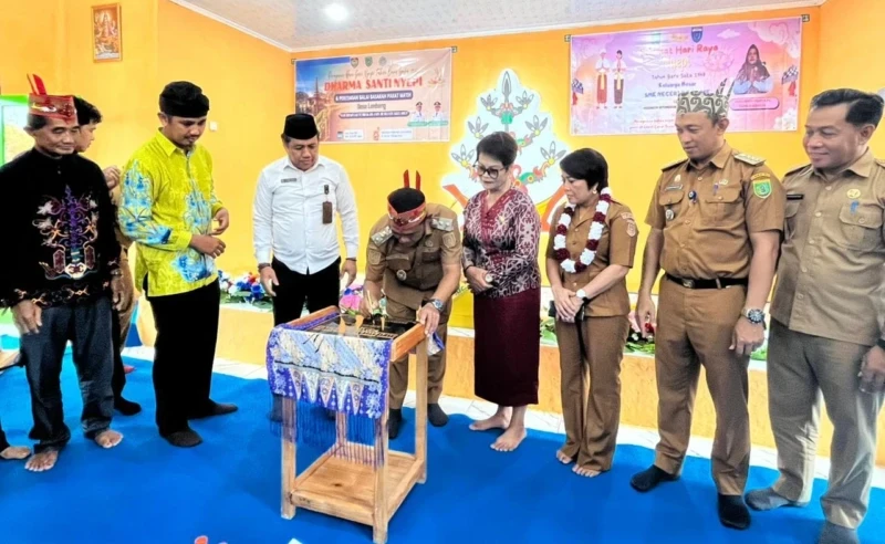 Wabup Barsel resmikan Balai Basarah Pakat Maeh, ajak masyarakat perkuat ...