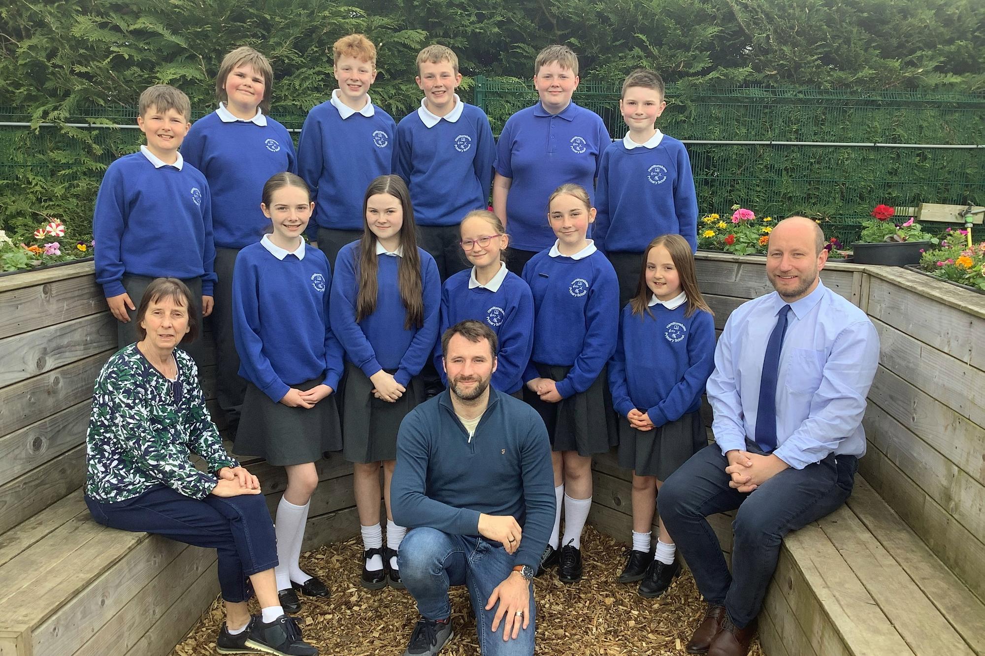 25 memorable images as Portadown P7 pupils pose for their final class ...