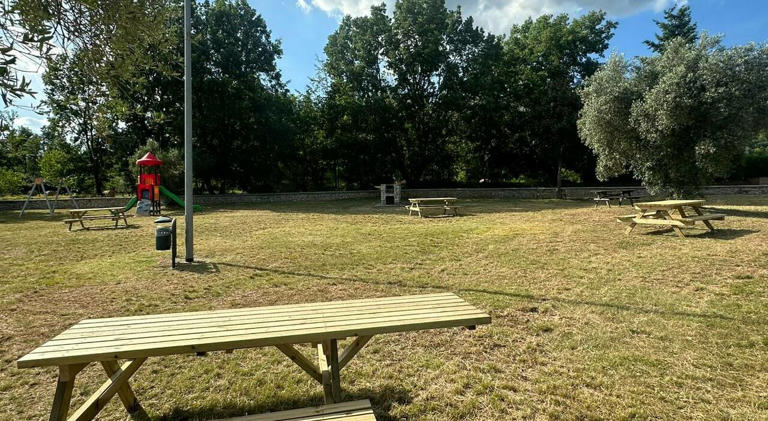 Nuovi arredi al parco della Bagnara. L'assessore Lorella Tatangelo: "Un ...