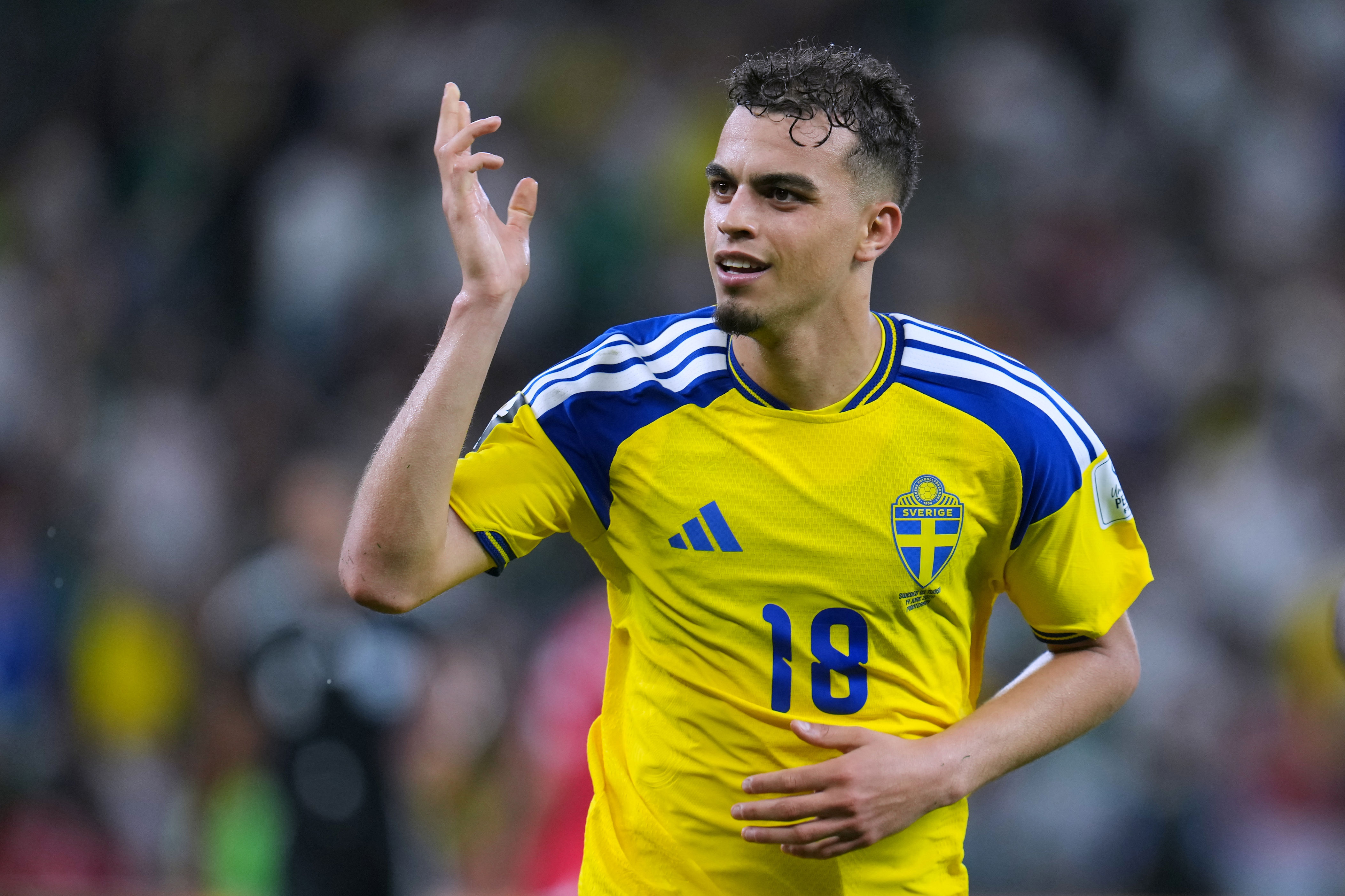 Sweden beat Tunisia 5-1 in strong start to World Cup