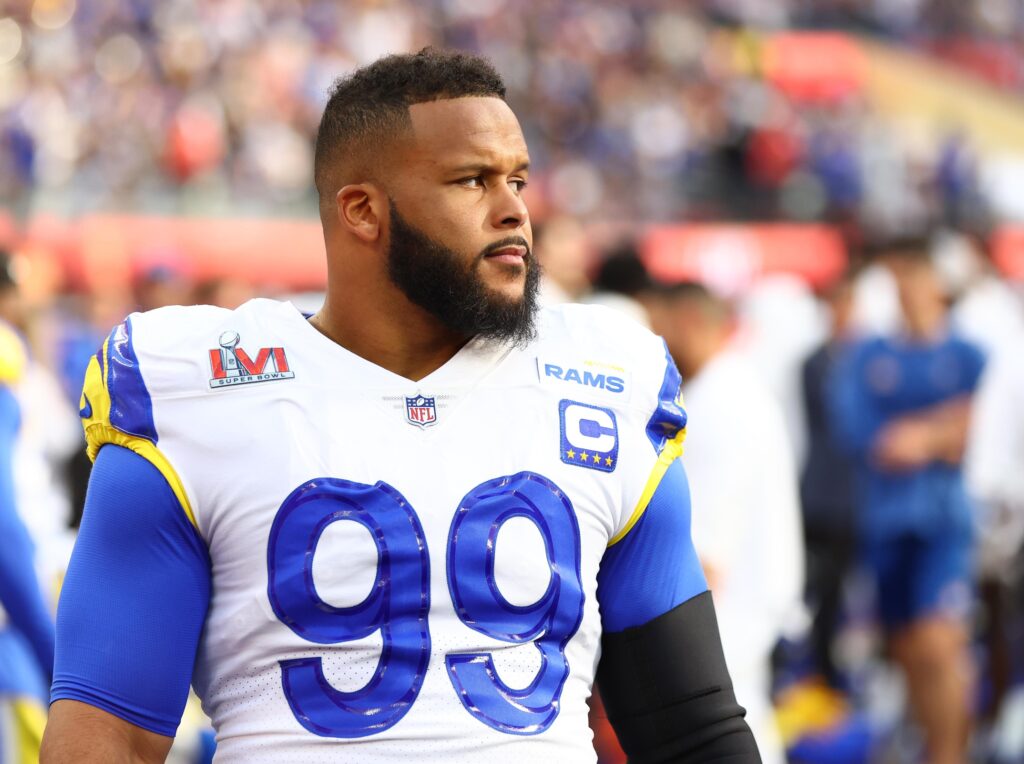 NFL QBs warned against Aaron Donald’s "monkey strength" amid ...