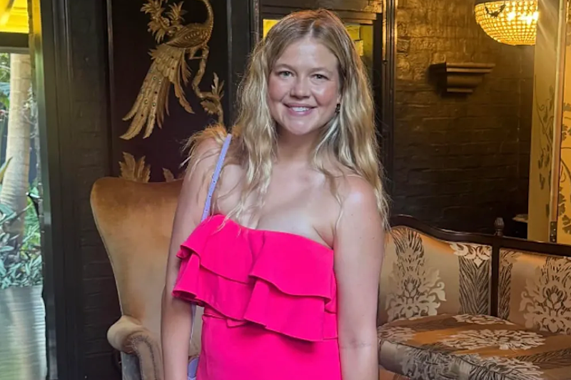 Coogee Beach shark attack victim identified as local mum Leah Stewart, 35