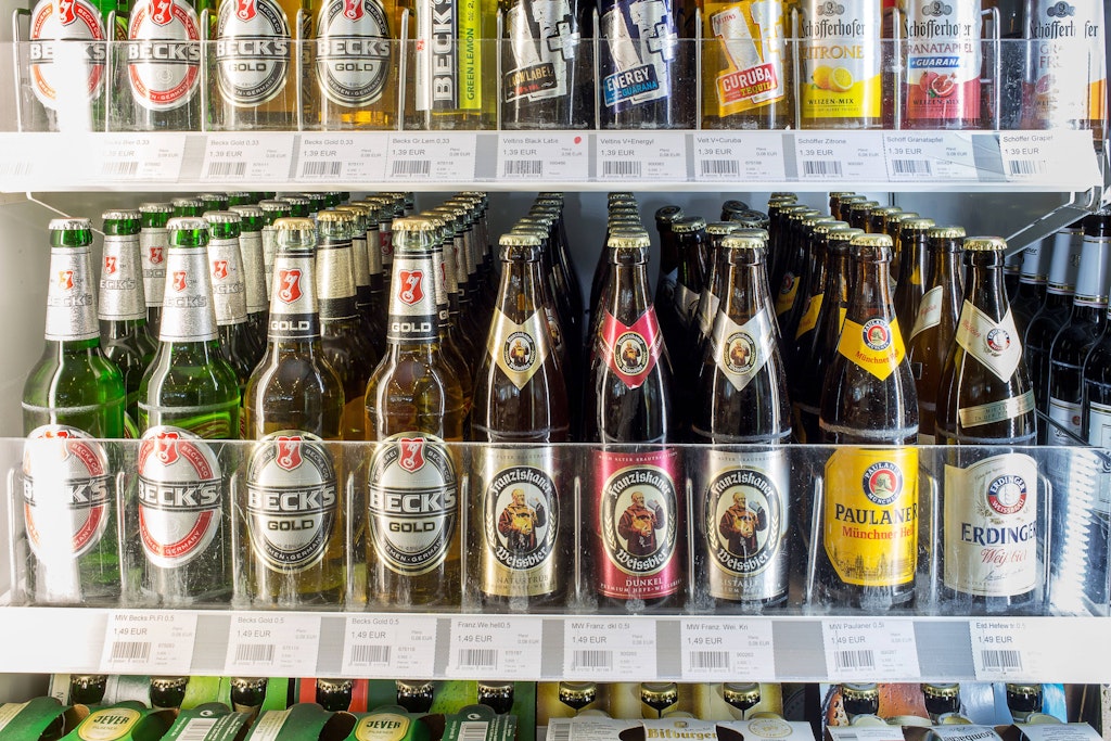 Weil er Bier kaufen wollte: Elfjähriger fährt betrunkenen Vater zur ...