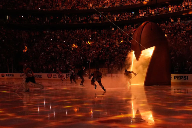 Vegas Golden Knights lose Carolina Hurricanes in Game 6