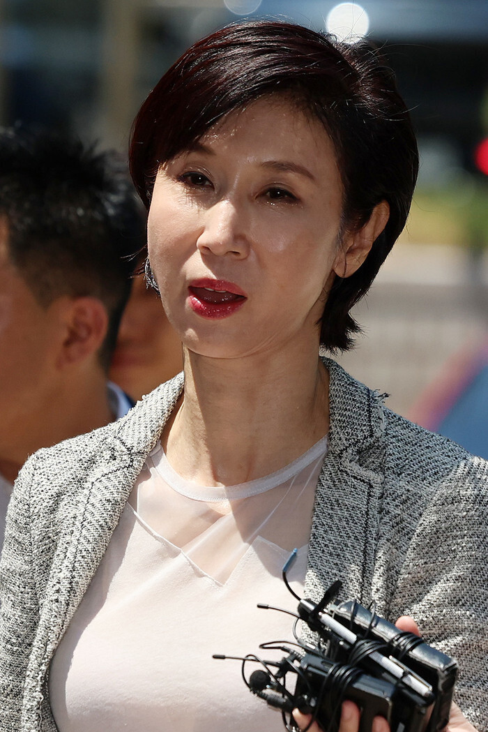 Mediation session on SK Group chairman's divorce settlement case