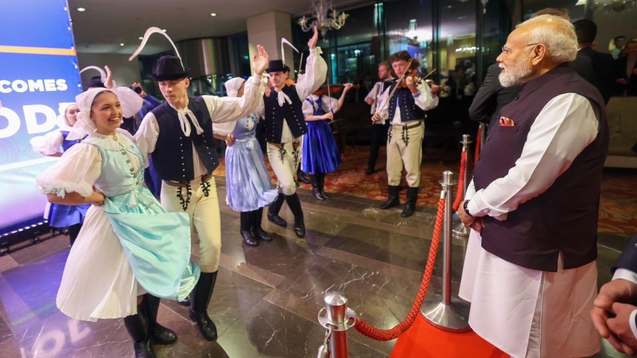 In photos PM Modi receives traditional Slovakian welcome in Bratislava