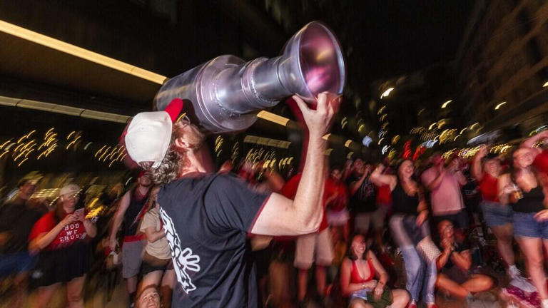 Triangle fans erupt in celebration after Carolina Hurricanes take home ...