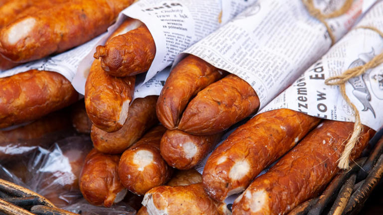 Food authority warns against using newspapers for food packaging