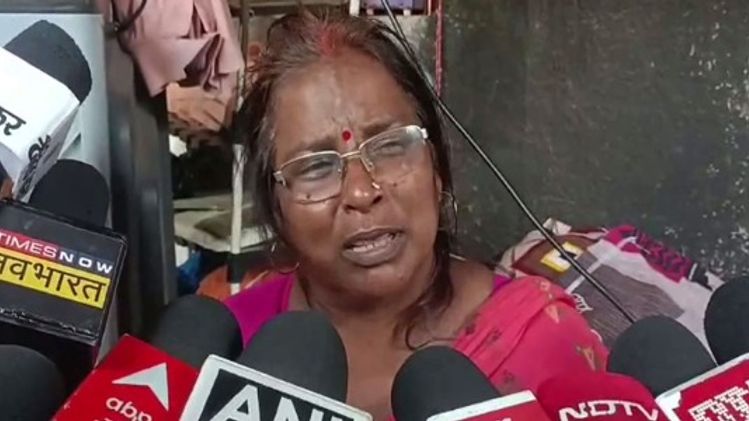 'He said he was going on a mission': IAF pilot Shubham Kumar's mother ...