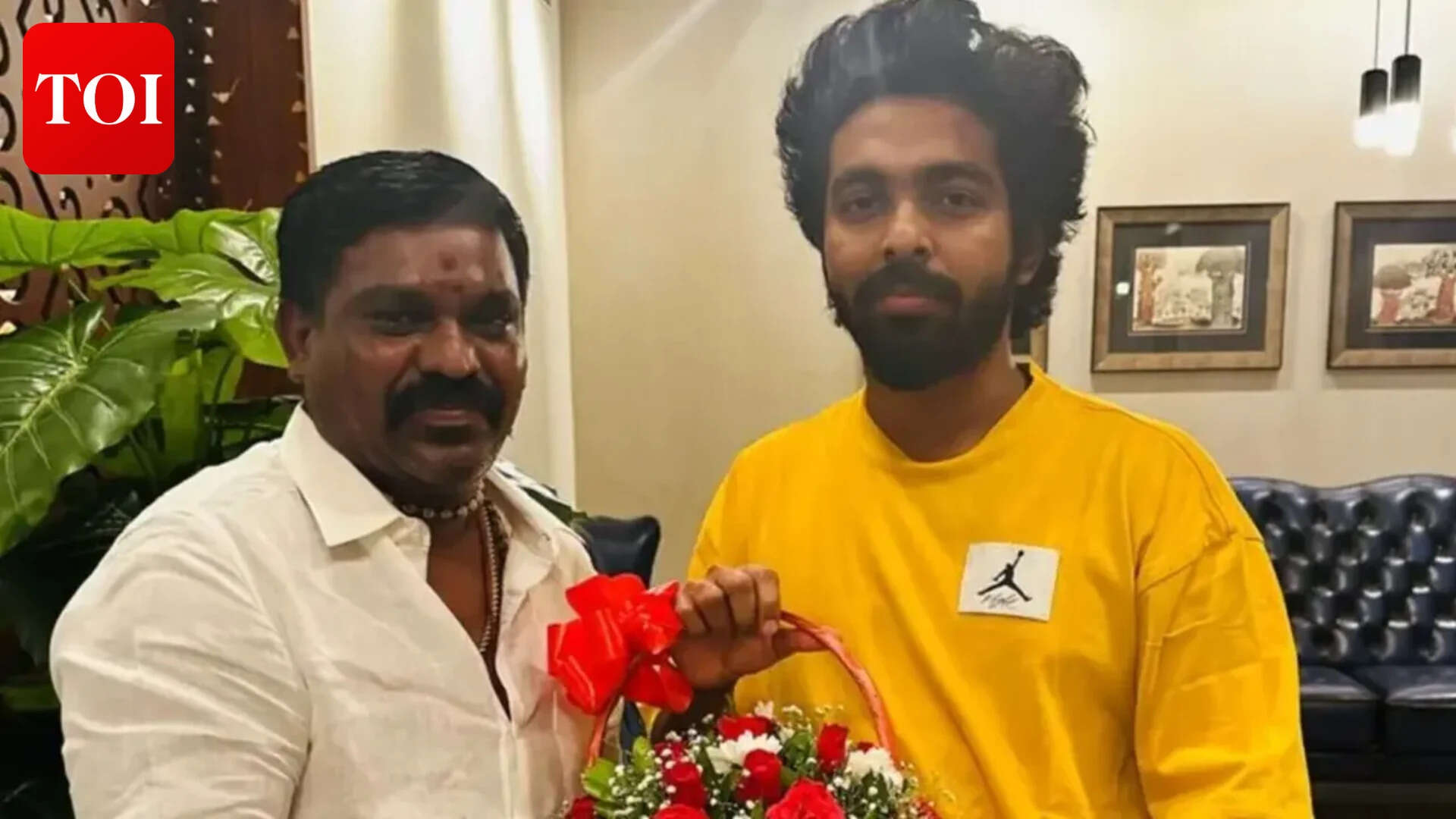 Velmurugan gifts gold chain to GV Prakash engraved with the words '100 ...