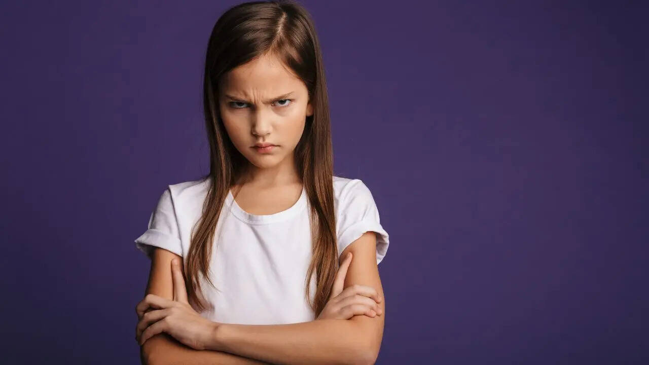 5 powerful phrases every parent should use when a child is angry or rude