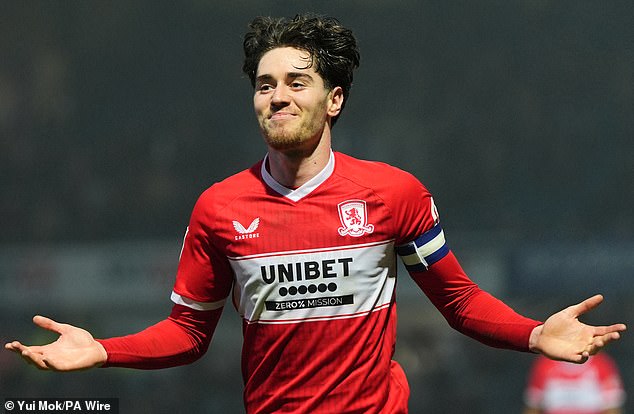 Everton ready to go back in for Hackney and Newcastle step up talks for ...
