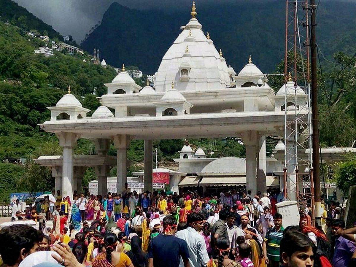 Police return lost bag with cash, documents to Vaishno Devi pilgrim in ...