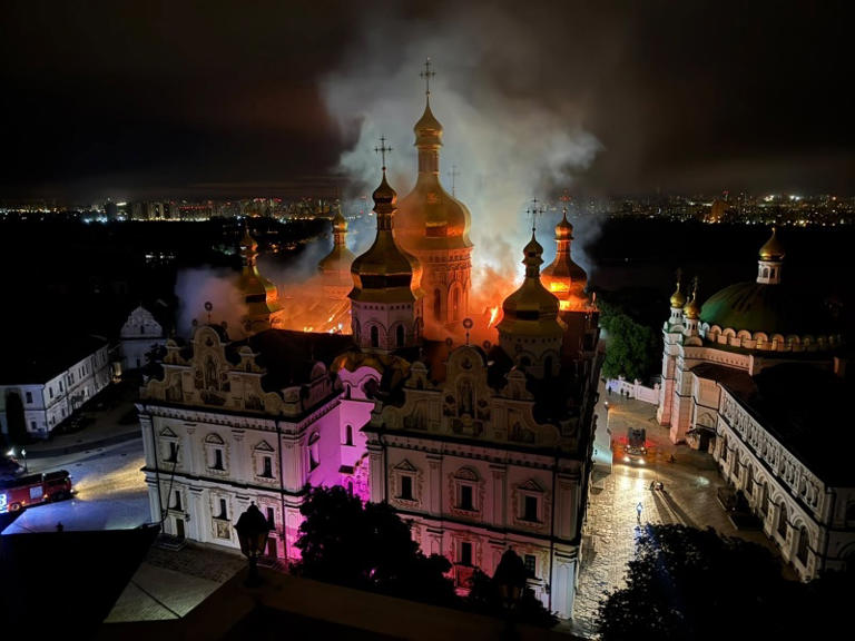 Russia strikes Kyiv Pechersk Lavra, film studio and residential ...