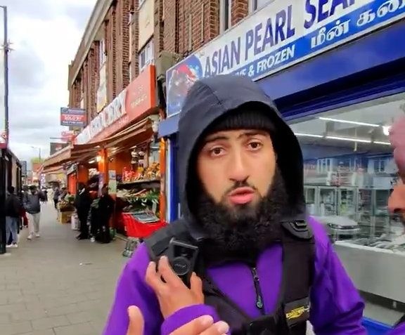 London council workers sacked for threatening to 'rip man's teeth out'