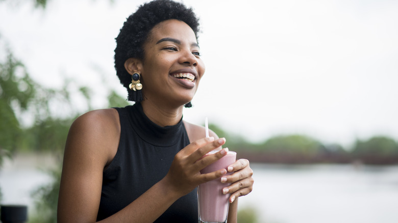 Stop spending extra money on yogurt drinks: Make your own with one ...