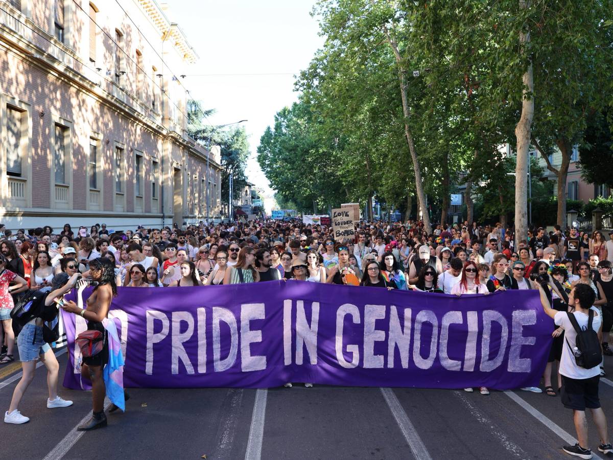 Ebrei e israeliani gay cacciati al Pride di Bologna. "Donna incinta ...